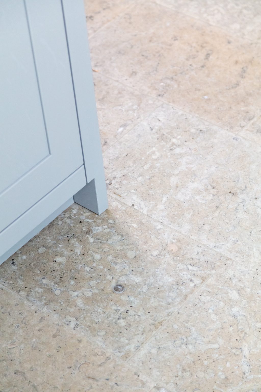 Lindholmen kalksten slipad 10mm – RK Natursten